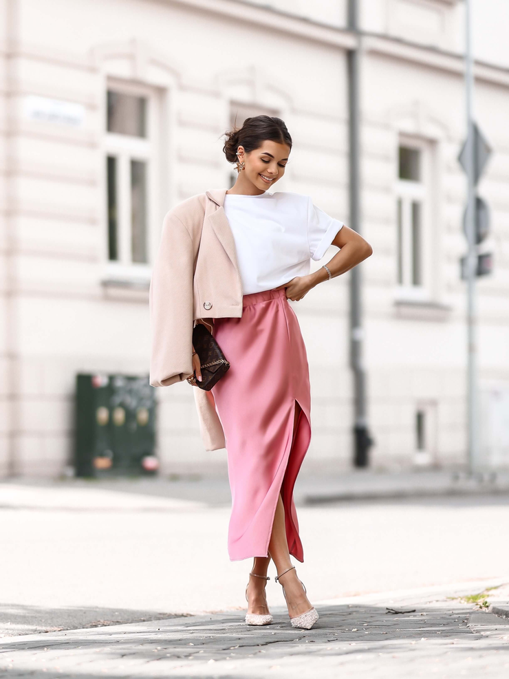 Spódnica satynowa Zoa maxi pudrowy róż - L'amour Concept